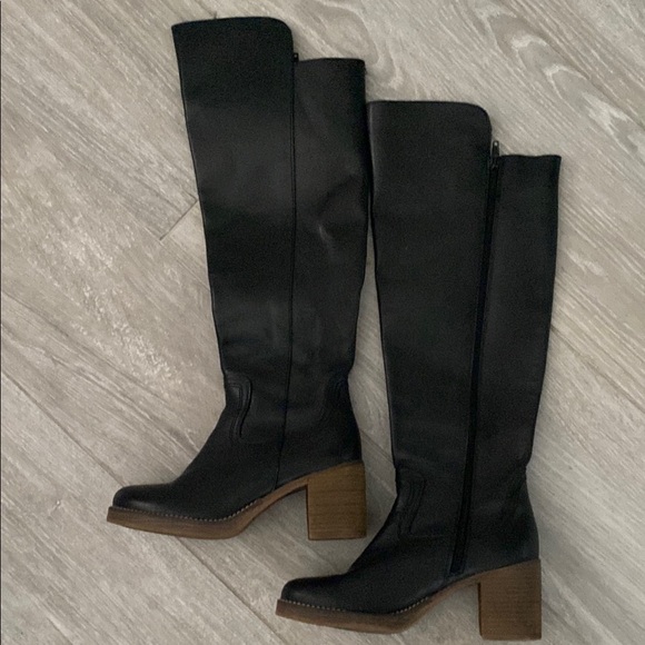 Source Unknown | Shoes | Source Unknown Black And Brown Over The Knee ...